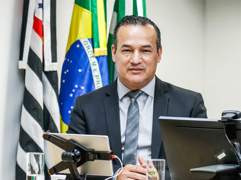Rogério Santos é diplomado deputado estadual - Correio Paulista